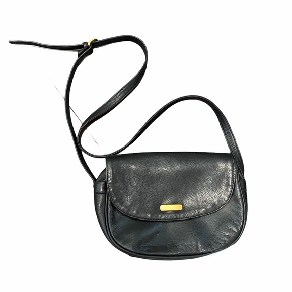 Perlina | Bags | Vintage Perlina Leather Crossbody Purse Black | Poshmark